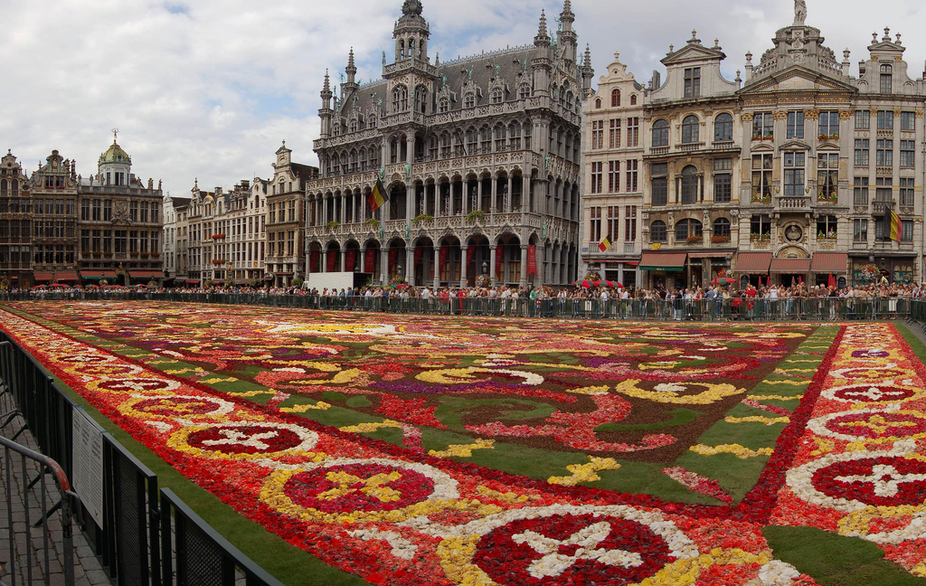 Brussels rolls out the carpet... of flowers - The Traveller's Magazine