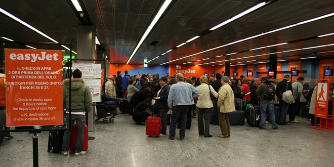 Scan your passport with new easyJet app - The Traveller's Magazine